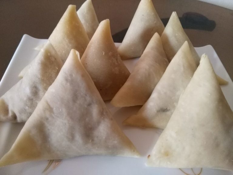 Golden Crunchy Samosa - Kitchen Cookbook