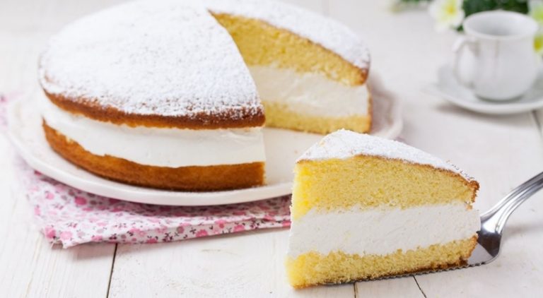 Vanilla Pastry Cake - Kitchen Cookbook