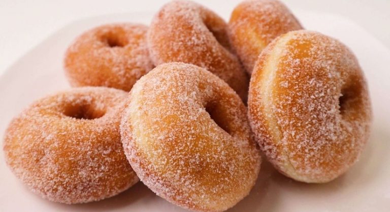 Easy Homemade Donuts - Kitchen Cookbook