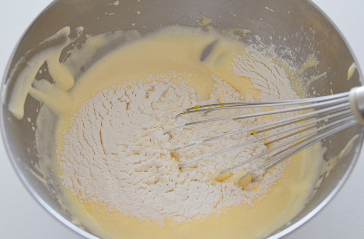 Ricetta Torta Castella morbida e soffice – trucchi per il giardino