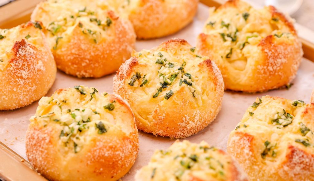 Cream Cheese Garlic Buns - Kitchen Cookbook