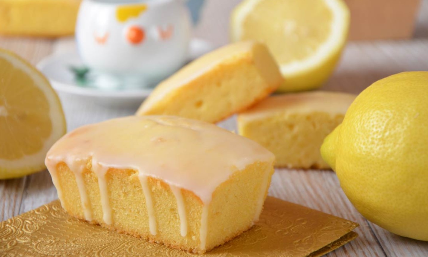 Mini Lemon Cakes Recipe - Kitchen Cookbook
