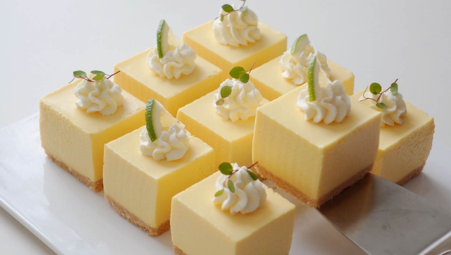 Biscuit-Based Lemon Bavarois Recipe - Kitchen Cookbook